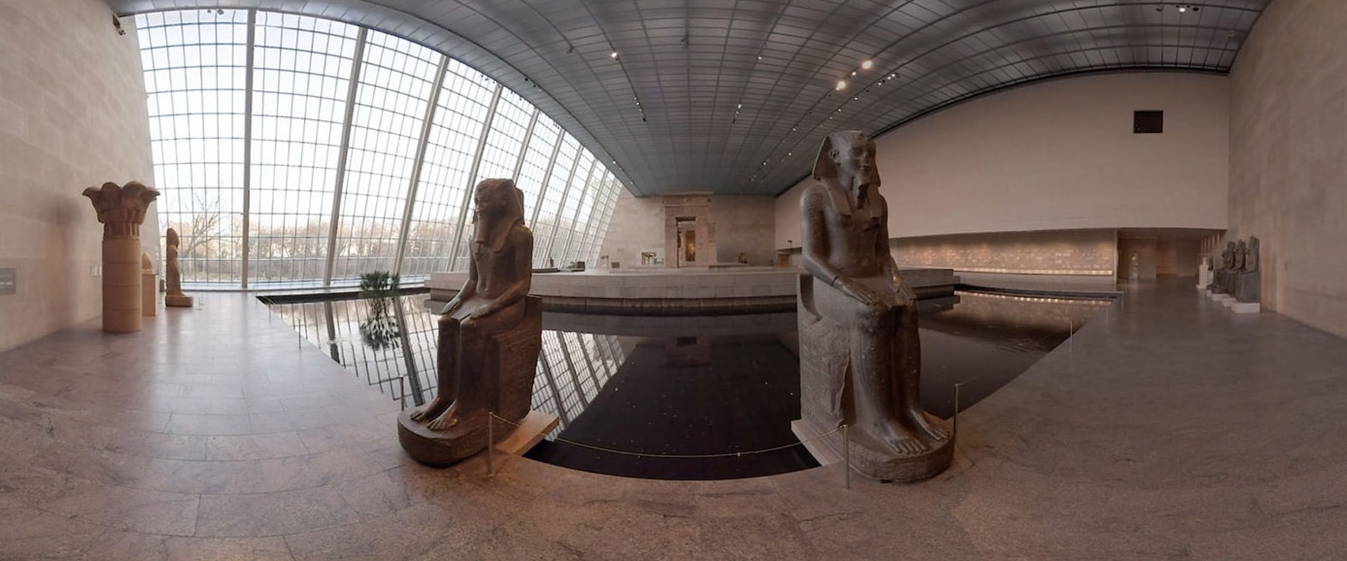 Exploring Virtual Museum Exhibits in 360 Degrees: A Comprehensive Guide